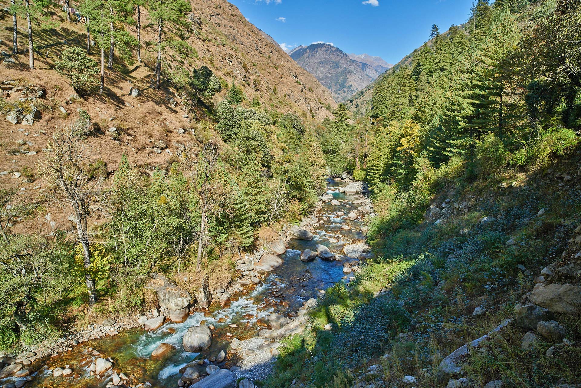 Tirthan valley – The Tirthan Eagle Nest